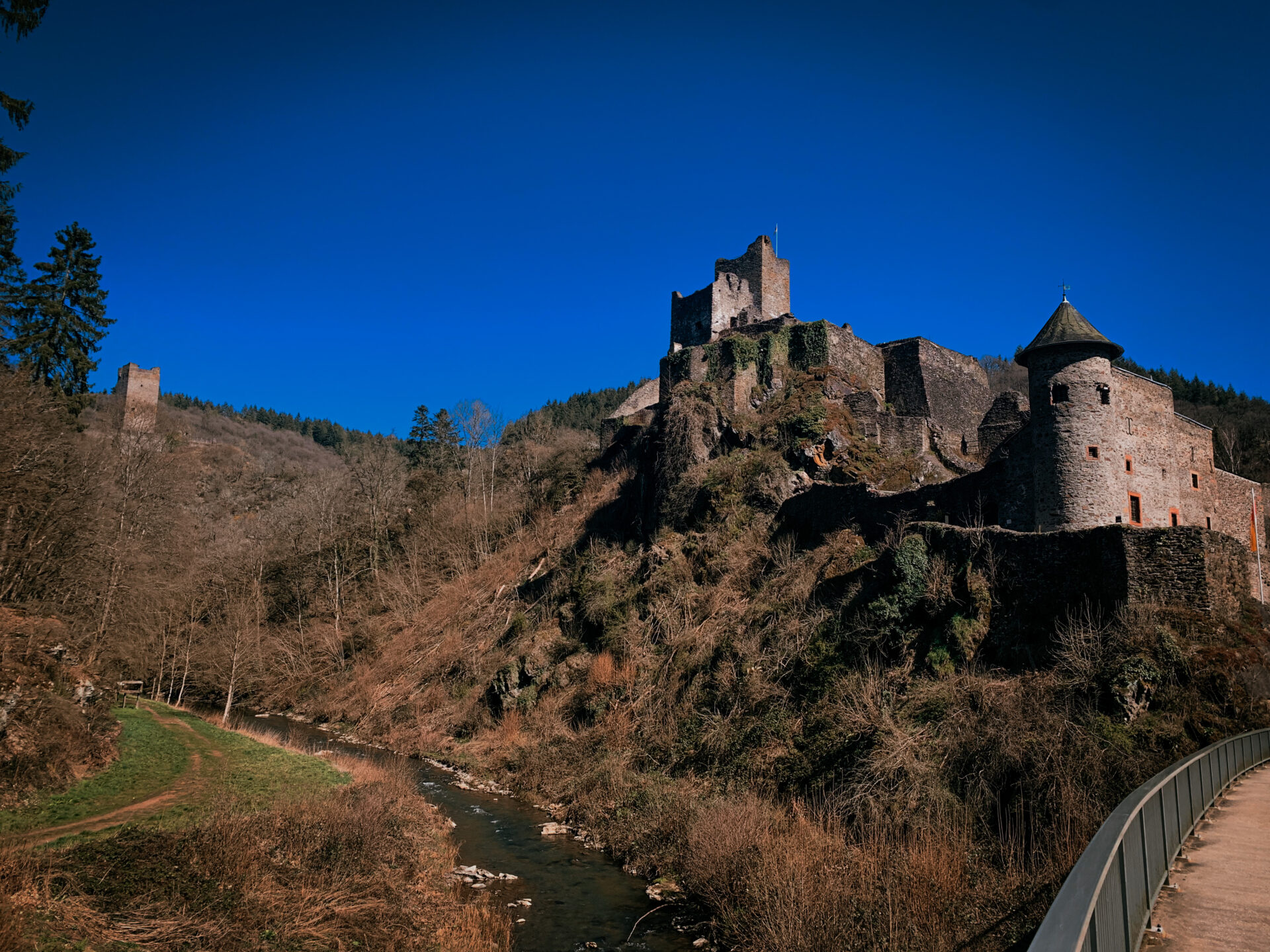 Die Niederburg – Manderscheider Burgen